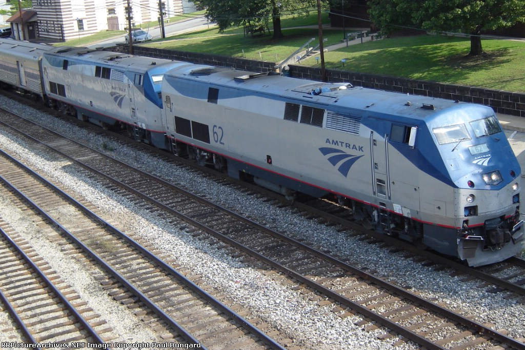 AMTK 62 GE P42DC AMTK 70 GE P42DC Eastbound September 19, 2008